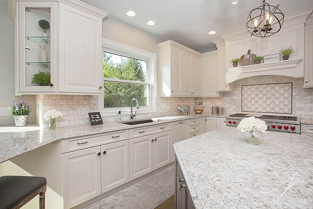 Stylish Kitchen Cabinet & Counter Combinations