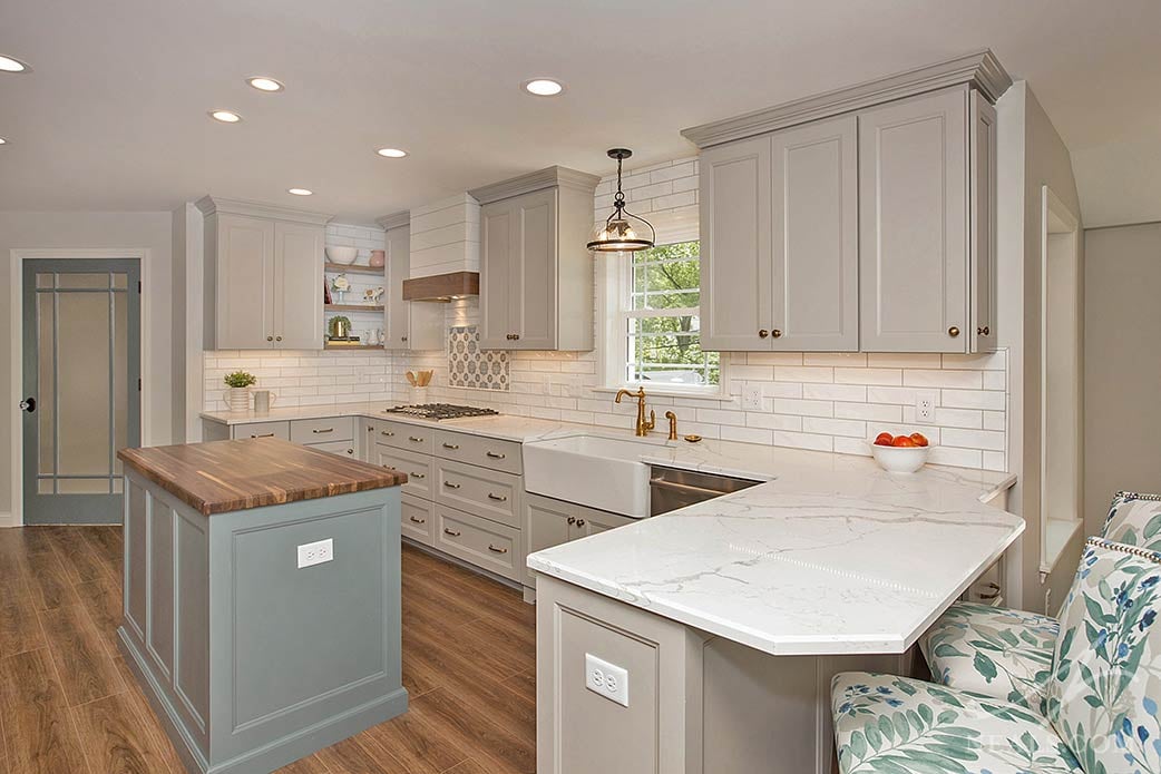 Stylish Kitchen Cabinet & Counter Combinations