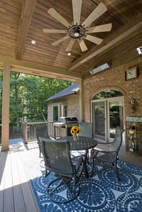 Creating an Outdoor Living Space for Year-Round Use