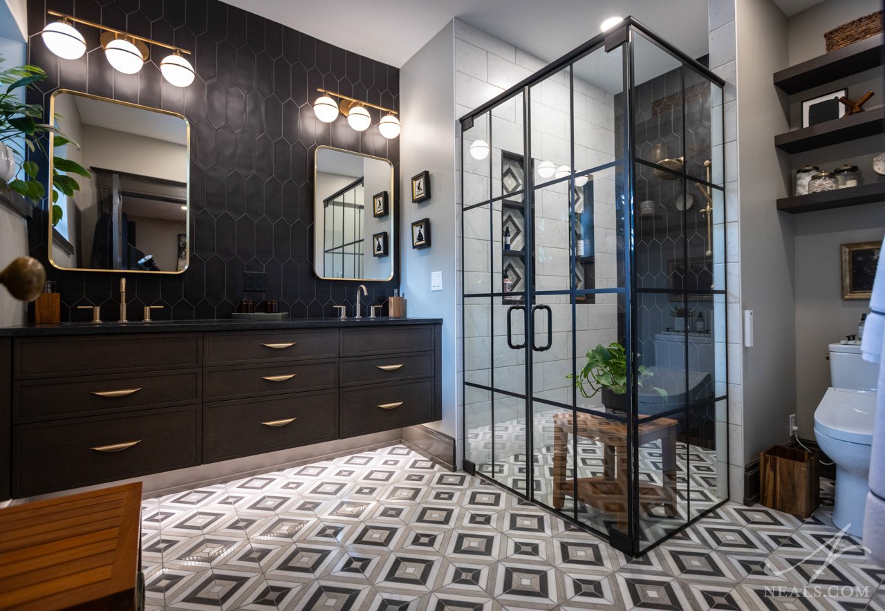 Creating a Dramatic Master Bathroom